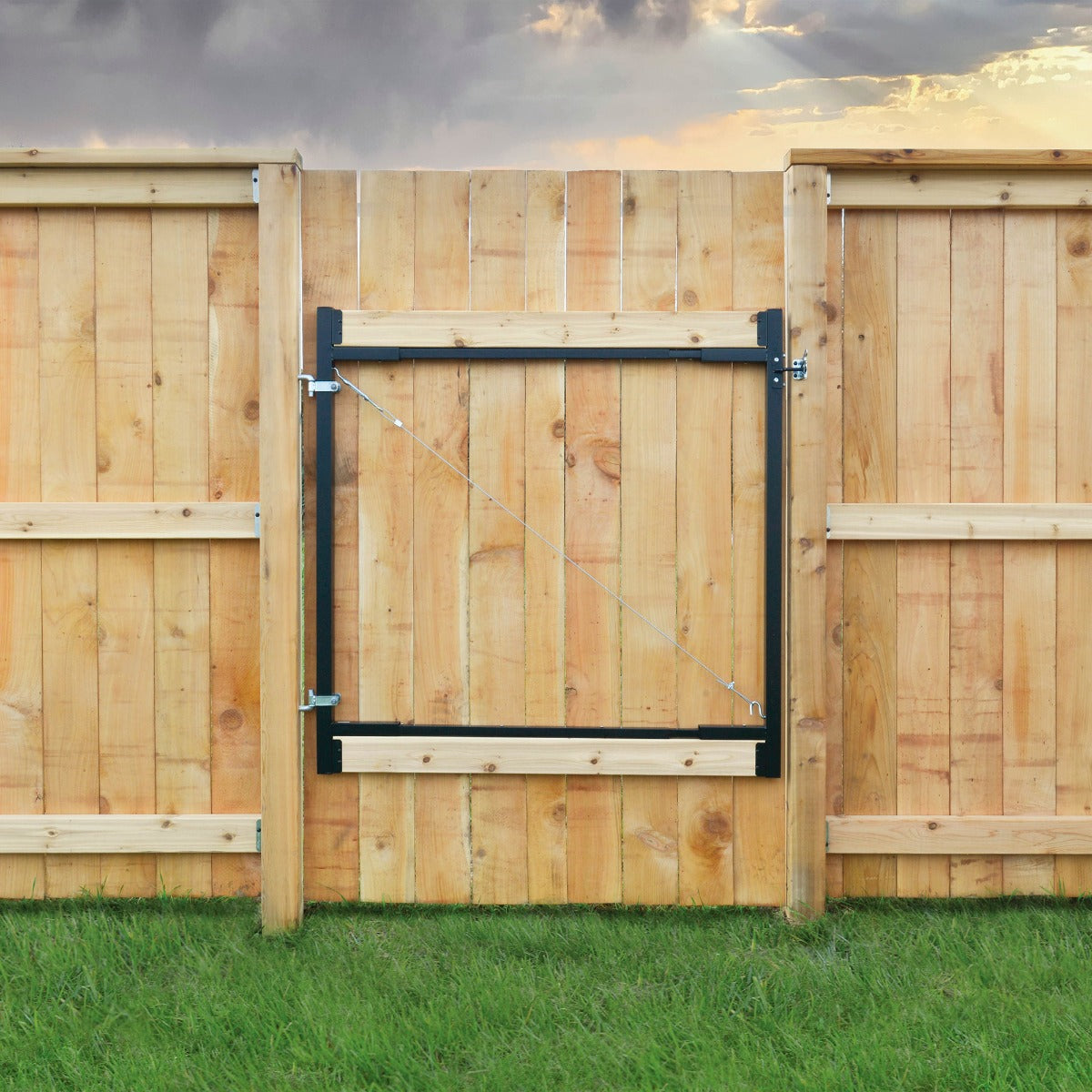Adjust-A-Gate® Original Medium Width Full-Frame Gate Kit (Fits opening ...